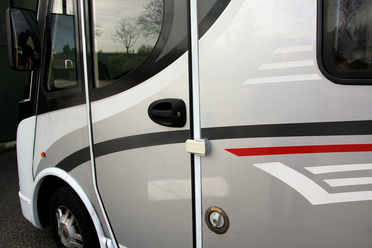 IMC-Créations driver's door lock - inside lockable - Berger Camping