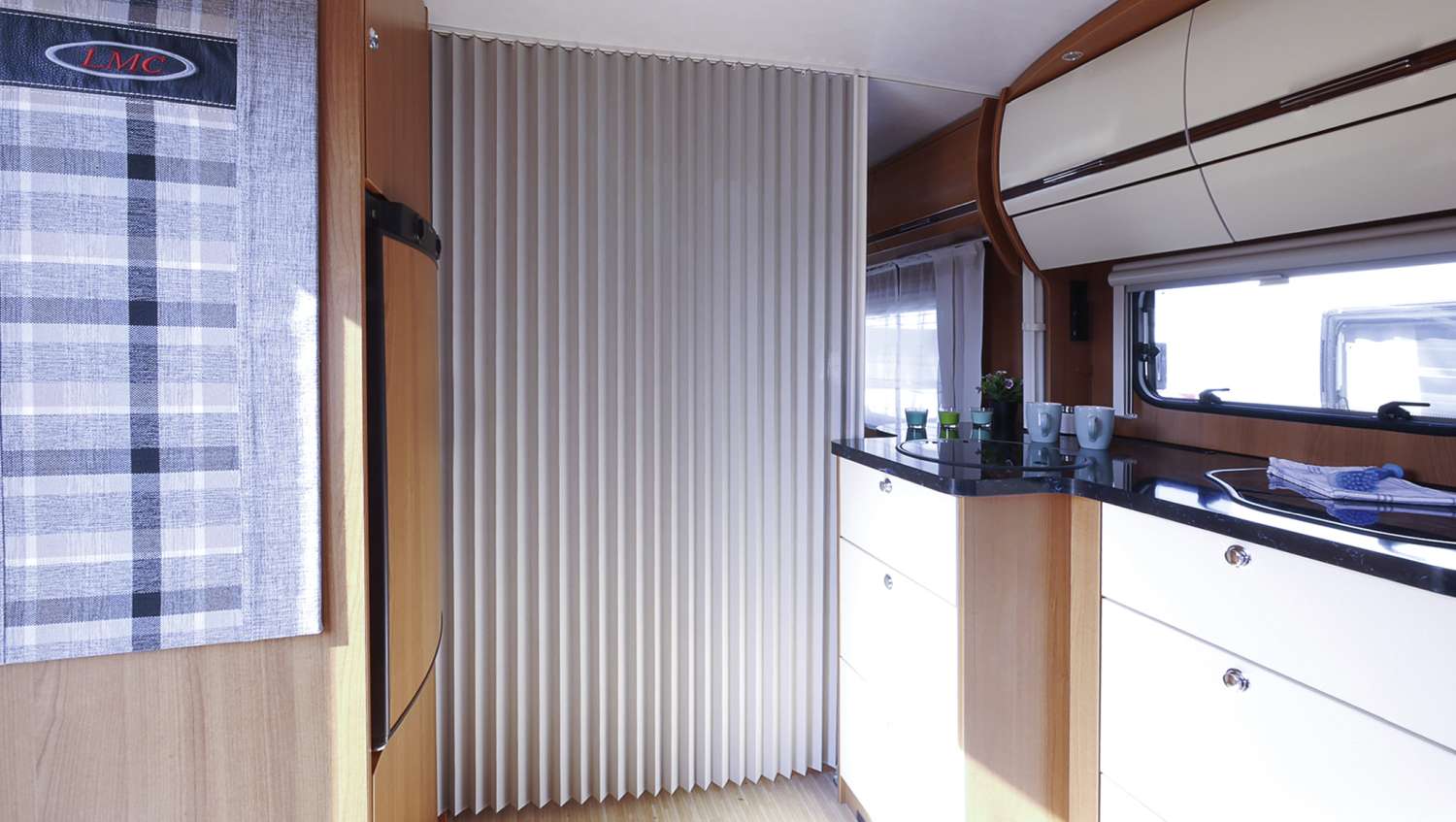 Remis Remiform I Flexible room divider - Berger Camping